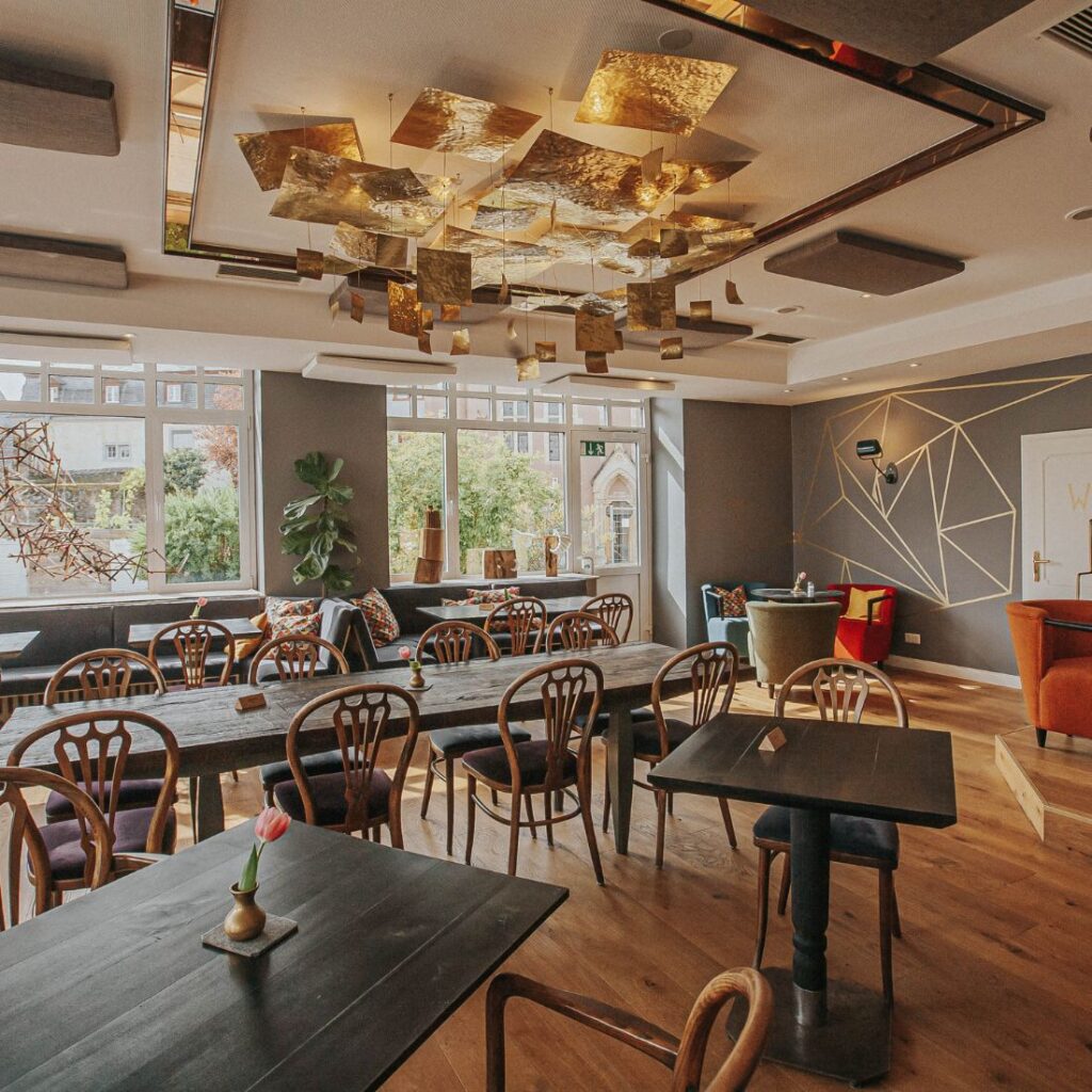 Café – CAFÉ RAZEN